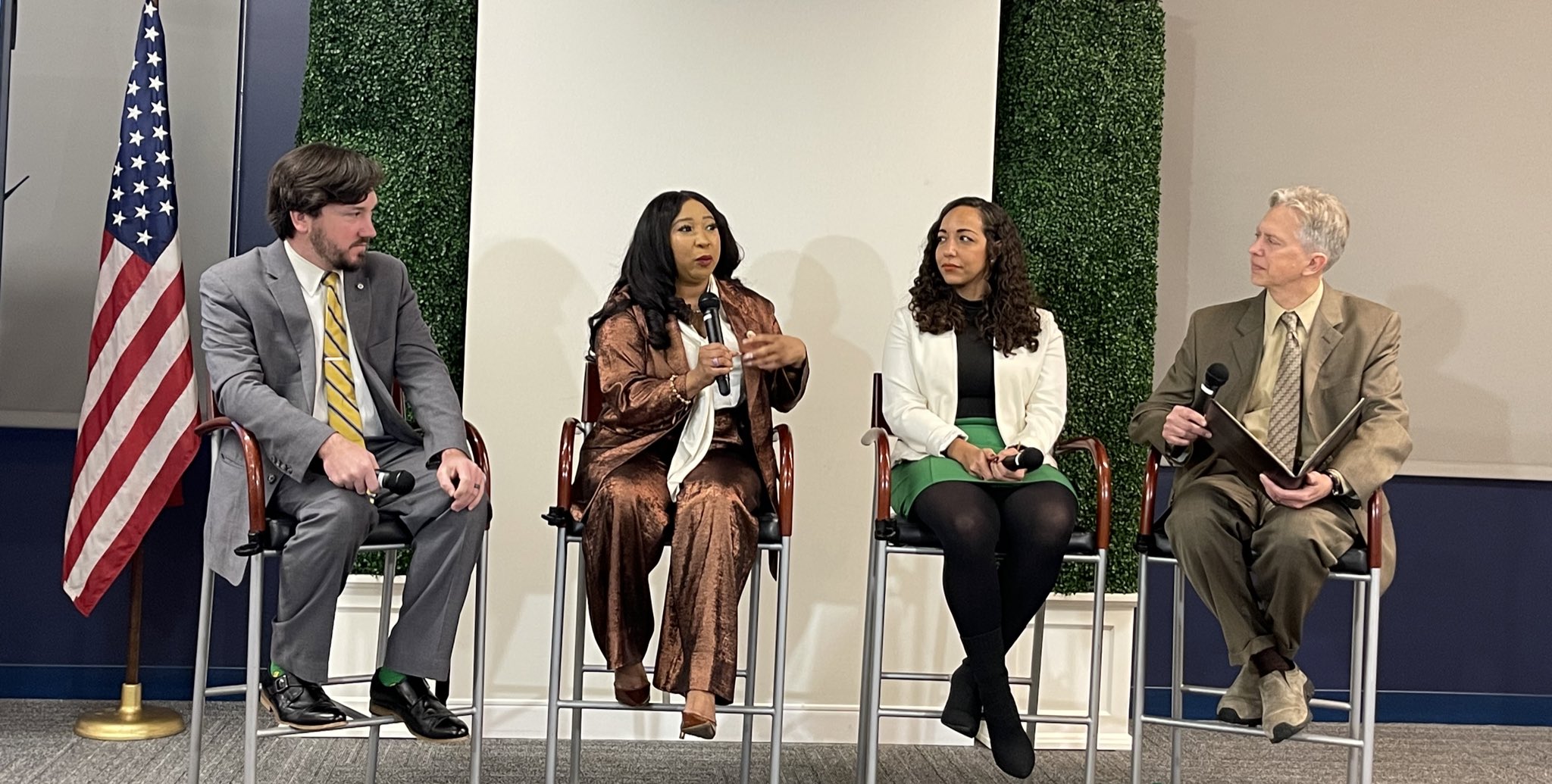 Success in the States: How Outstanding State Lawmakers Lead and Govern ...